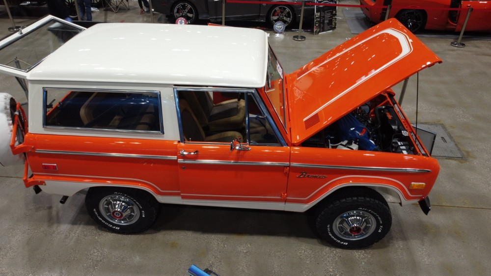 1976 FORD BRONCO | Hot Rod Express